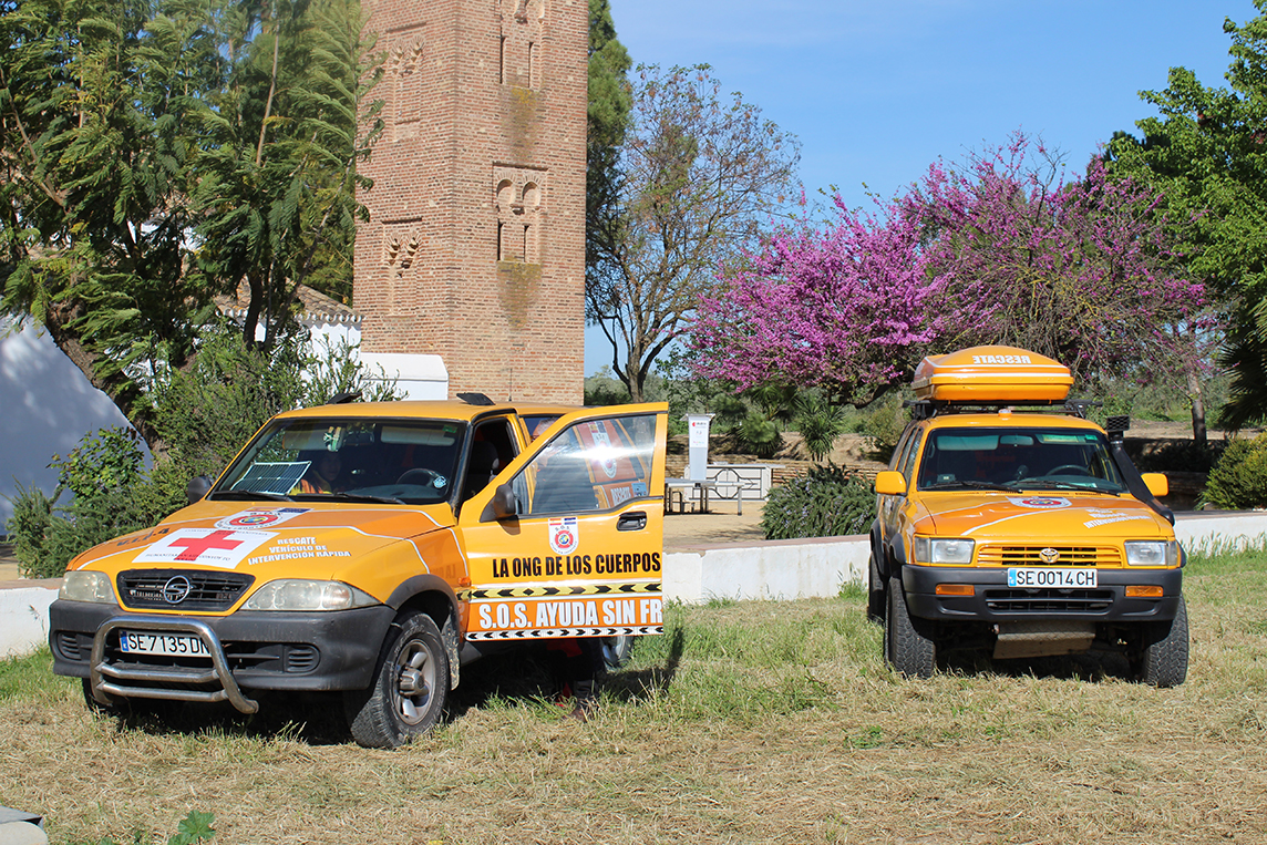 Fotografía Vehículos de rescate de SOS Ayuda Sin Fronteras – COCEMFE ...